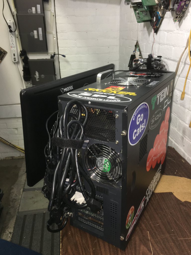 Ghetto Lan Rig All-In-One Build | [H]ard|Forum